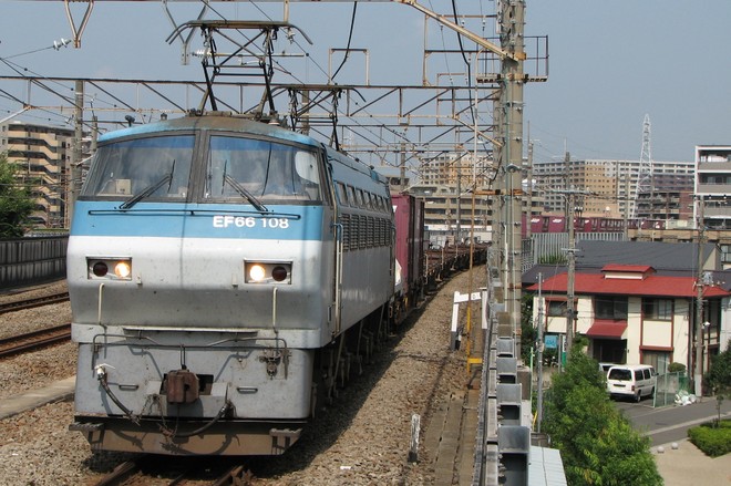 吹田機関区 EF66 108 の写真 |鉄道写真投稿サイトTrain-Directory