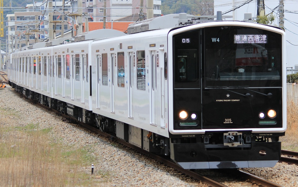 JR九305系W4編成の編成データ、編成表、ニュース、写真|2nd-train