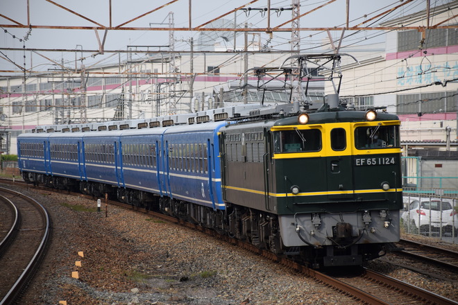 下関総合車両所 EF65 1124 の写真 |鉄道写真投稿サイトTrain-Directory