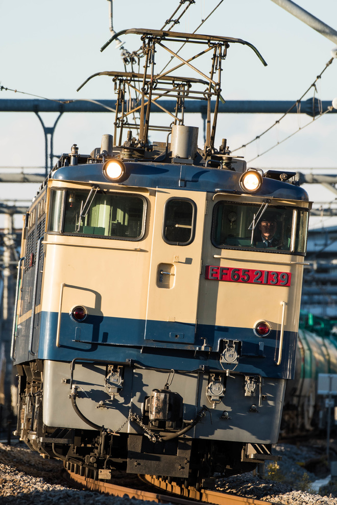 新鶴見機関区 EF65 2139 の写真 |鉄道写真投稿サイトTrain-Directory