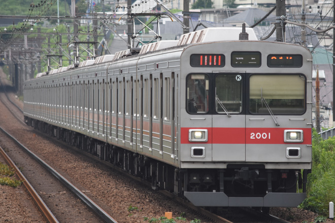 2000系 2001F の写真 |鉄道写真投稿サイトTrain-Directory