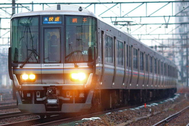 223系 の写真 |鉄道写真投稿サイトTrain-Directory