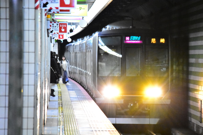 網干総合車両所明石支所 321系 D6編成 の写真 |鉄道写真投稿サイトTrain-Directory