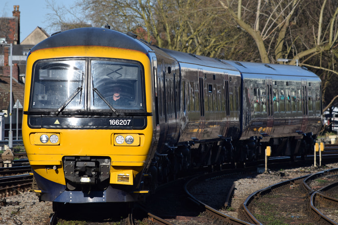 Class 166 207 の写真 |鉄道写真投稿サイトTrain-Directory