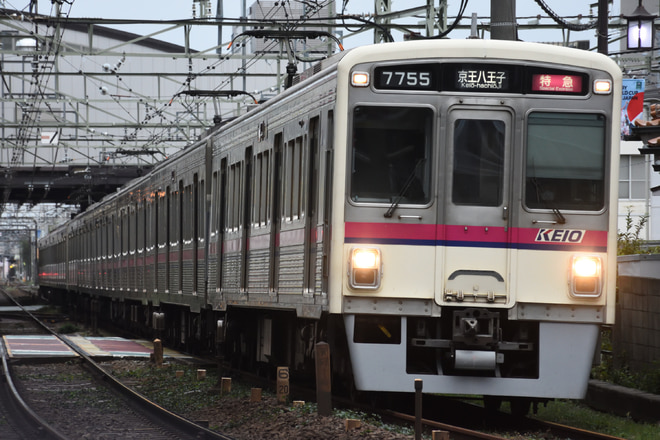 7000系 7705F の写真 |鉄道写真投稿サイトTrain-Directory