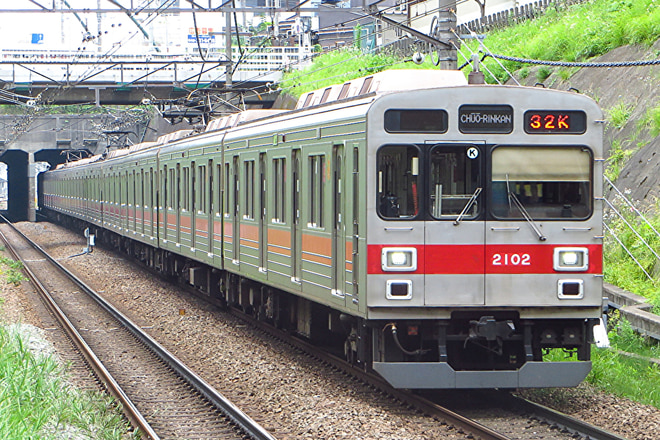 2000系 2002F の写真 |鉄道写真投稿サイトTrain-Directory