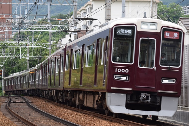 1000系 1000F の写真 |鉄道写真投稿サイトTrain-Directory