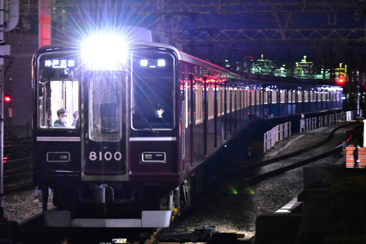 西宮車庫 8000系 8000F の写真 |鉄道写真投稿サイトTrain-Directory