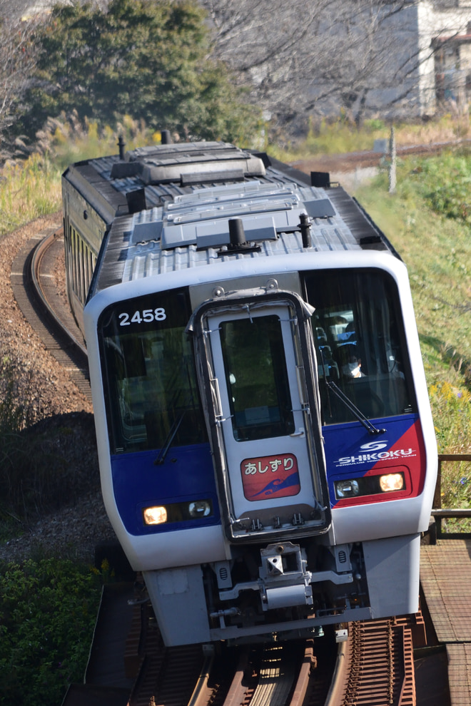 N2000系 2458 の写真 |鉄道写真投稿サイトTrain-Directory