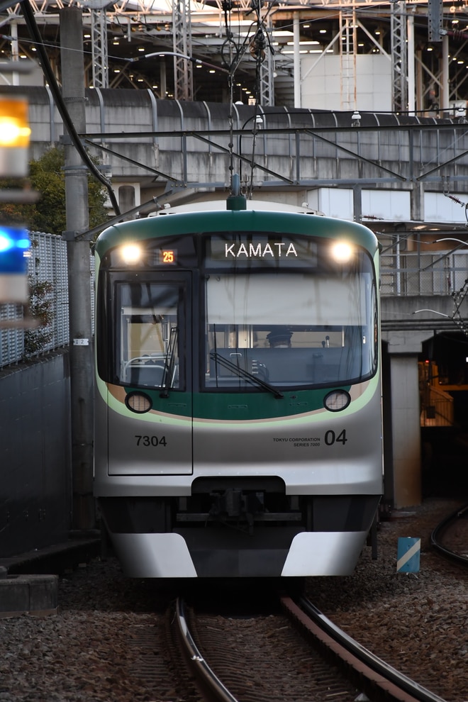 雪が谷検車区 7000系 7104F の写真 |鉄道写真投稿サイトTrain-Directory