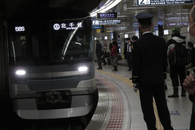 千住検車区 13000系 13123F の写真 |鉄道写真投稿サイトTrain-Directory