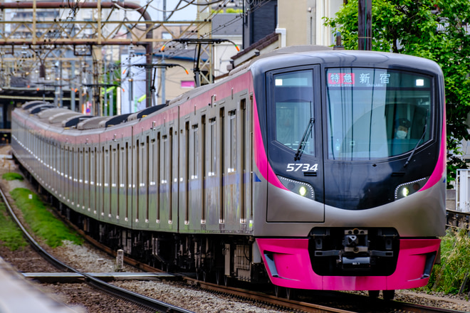 若葉台検車区 5000系 5734F の写真 |鉄道写真投稿サイトTrain-Directory