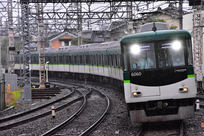 寝屋川車庫 6000系 6010F の写真 |鉄道写真投稿サイトTrain-Directory