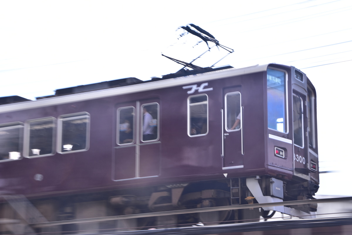 Train-Directory 阪急電鉄8300系8300Fの写真一覧