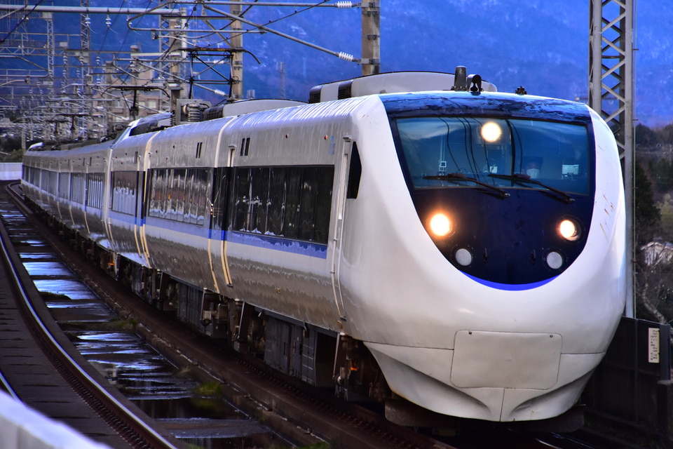 JR西681系V11編成の編成データ、編成表、ニュース、写真|2nd-train