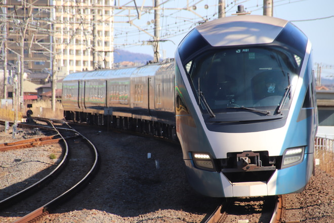 大宮総合車両センター本区 E261系 の写真 |鉄道写真投稿サイトTrain-Directory