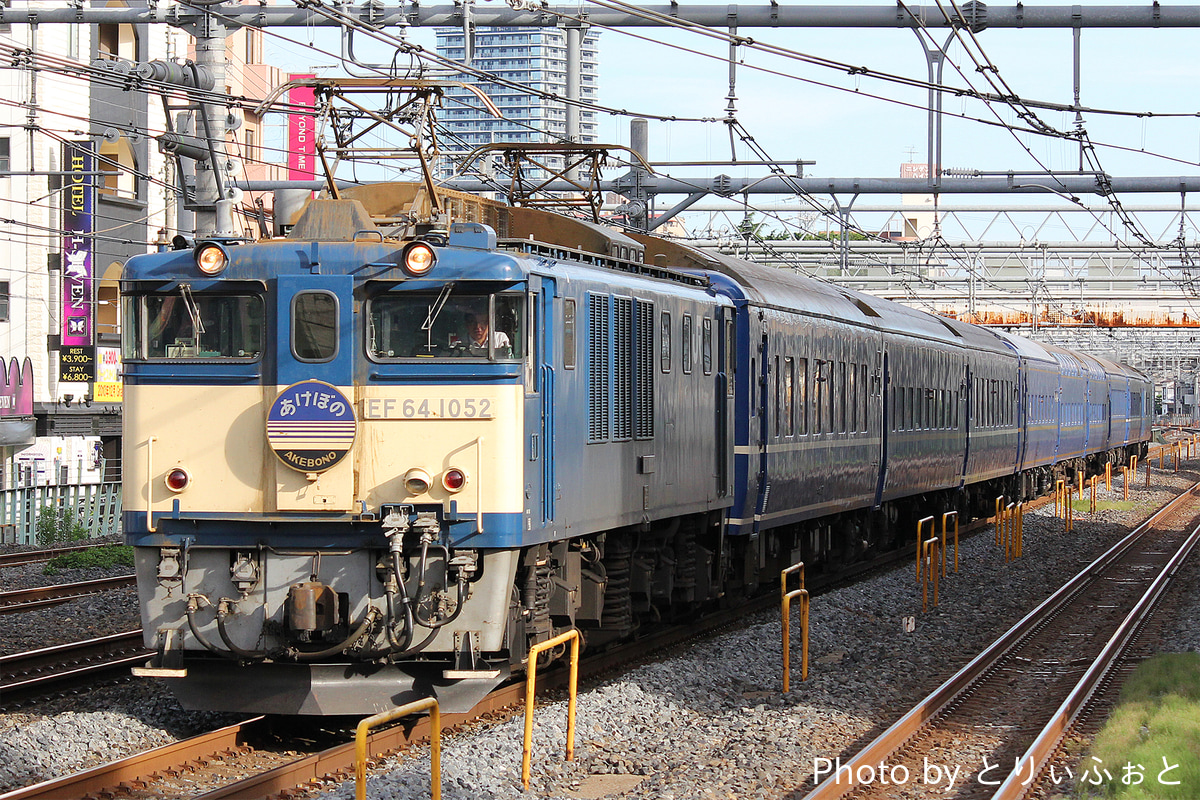 Train-Directory JR東日本EF64 1052の写真一覧