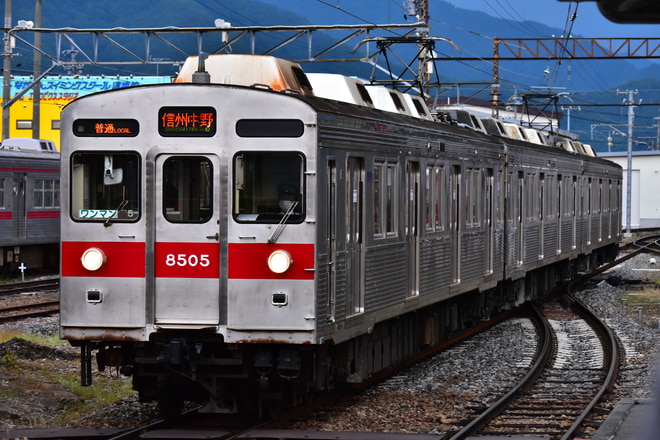 須坂車両工場 8500系 T5編成 の写真 |鉄道写真投稿サイトTrain-Directory
