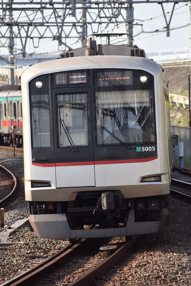長津田検車区 5000系 5105F の写真 |鉄道写真投稿サイトTrain-Directory
