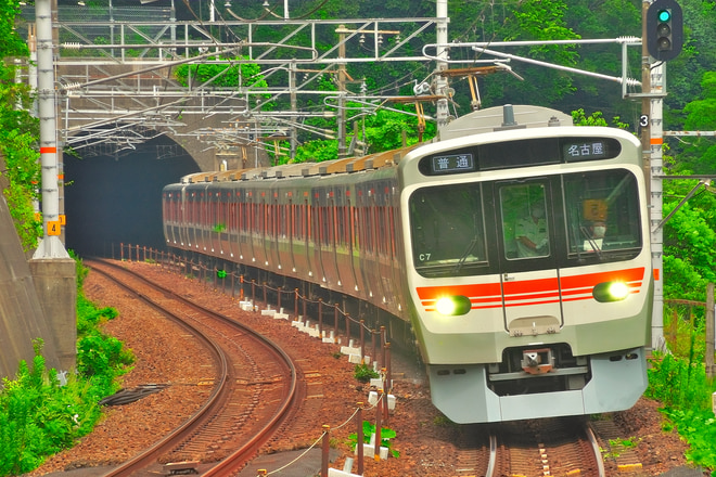 神領車両区 315系 C7編成 の写真 |鉄道写真投稿サイトTrain-Directory