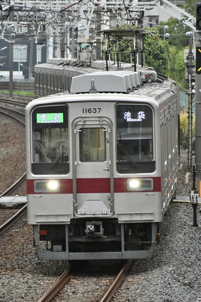 10030系 11637F の写真 |鉄道写真投稿サイトTrain-Directory