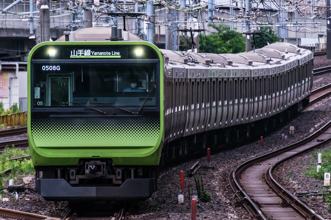 東京総合車両センター本区 E235系 トウ05編成 の写真 |鉄道写真投稿サイトTrain-Directory