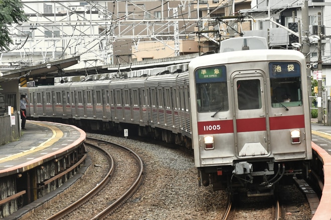 森林公園検修区 10000系 11005F の写真 |鉄道写真投稿サイトTrain-Directory