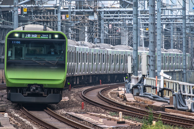 東京総合車両センター本区 E235系 トウ35編成 の写真 |鉄道写真投稿サイトTrain-Directory