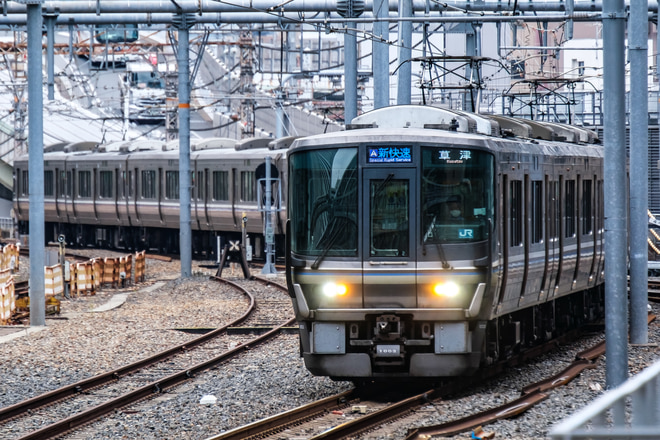 網干総合車両所本所 223系 V2編成 の写真 |鉄道写真投稿サイトTrain-Directory