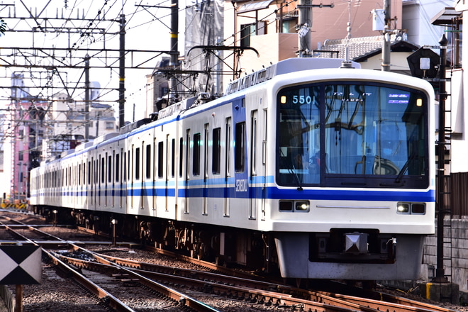 光明池車庫 5000系 5501F の写真 |鉄道写真投稿サイトTrain-Directory