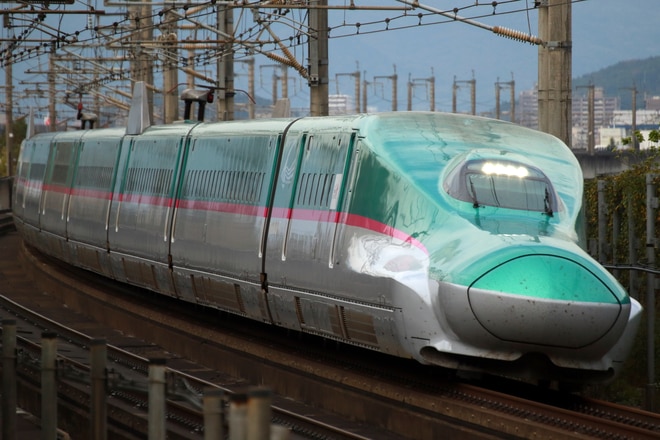新幹線総合車両センター E5系 U31編成 の写真 |鉄道写真投稿サイトTrain-Directory
