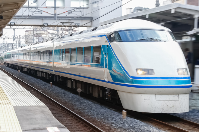 100系 108F の写真 |鉄道写真投稿サイトTrain-Directory