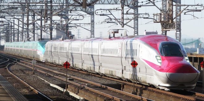 秋田新幹線車両センター E6系 Z10編成 の写真 |鉄道写真投稿サイトTrain-Directory