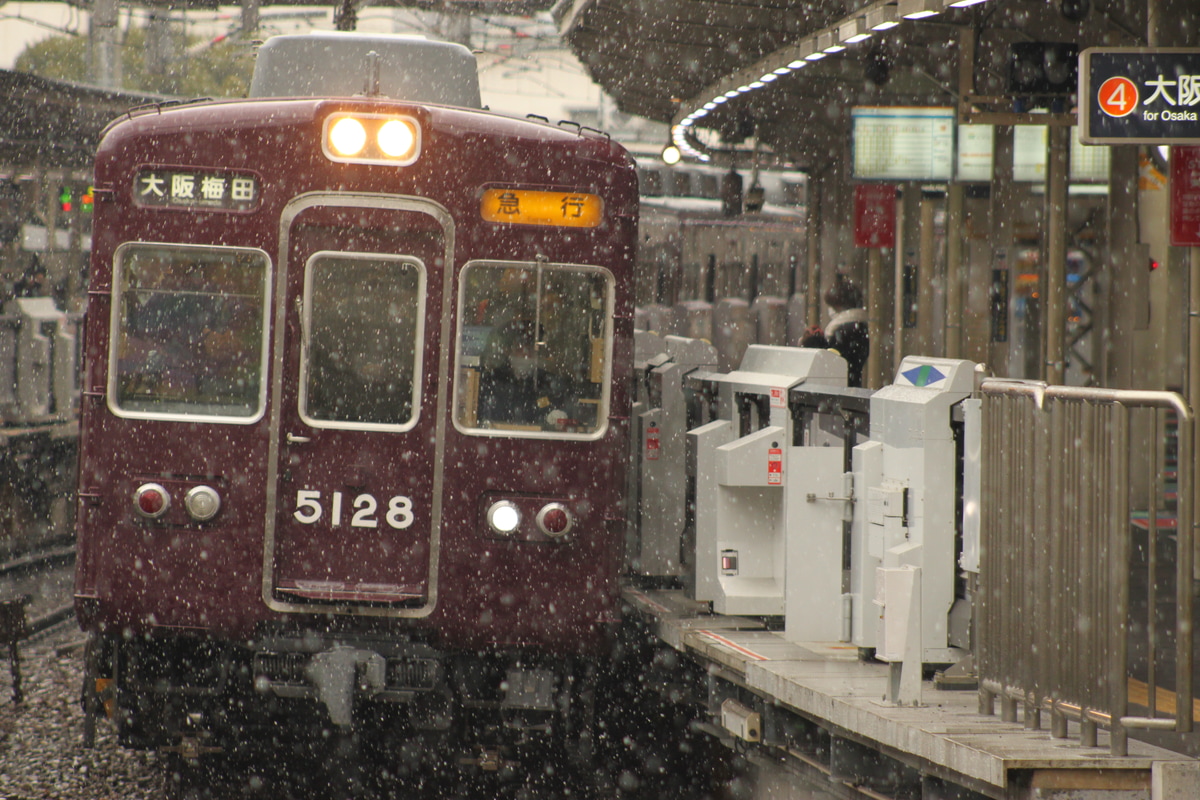 平井車庫 5100系 5128F の写真 |鉄道写真投稿サイトTrain-Directory