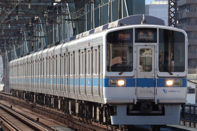 海老名検車区 2000形 2058F の写真 |鉄道写真投稿サイトTrain-Directory