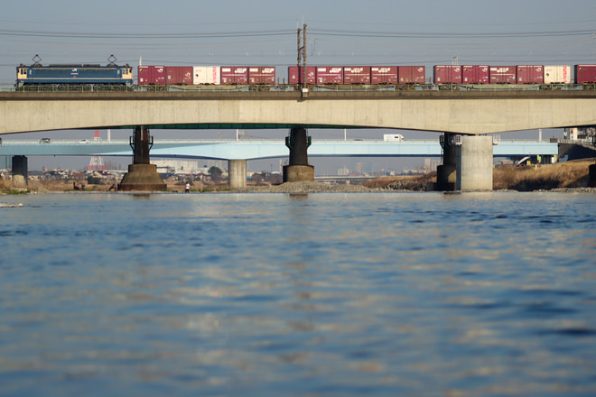新鶴見機関区 EF65 2070 の写真 |鉄道写真投稿サイトTrain-Directory