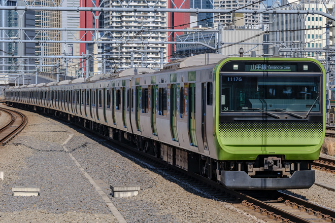 東京総合車両センター本区 E235系 トウ24編成 の写真 |鉄道写真投稿サイトTrain-Directory
