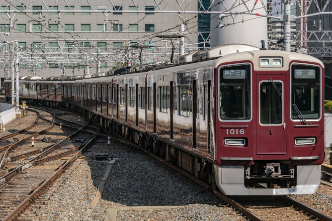西宮車庫 1000系 1016×8R の写真 |鉄道写真投稿サイトTrain-Directory