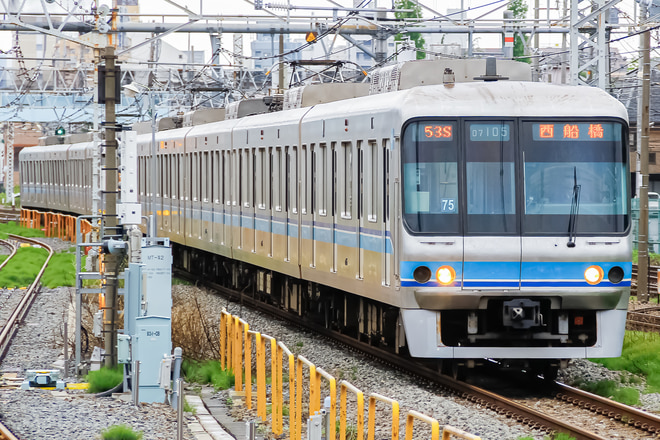 07系 07-105F の写真 |鉄道写真投稿サイトTrain-Directory