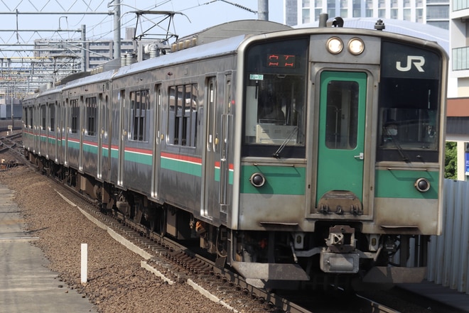 仙台車両センター 701系 センF4-16編成 の写真 |鉄道写真投稿サイトTrain-Directory