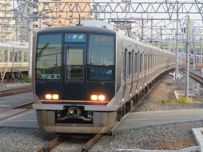 網干総合車両所明石支所 321系 D6編成 の写真 |鉄道写真投稿サイトTrain-Directory