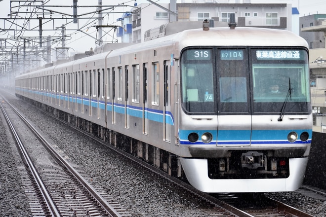 深川検車区 07系 07-104F の写真 |鉄道写真投稿サイトTrain-Directory