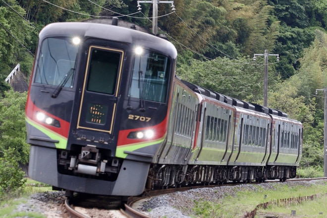 高松運転所 2700系 2707 の写真 |鉄道写真投稿サイトTrain-Directory