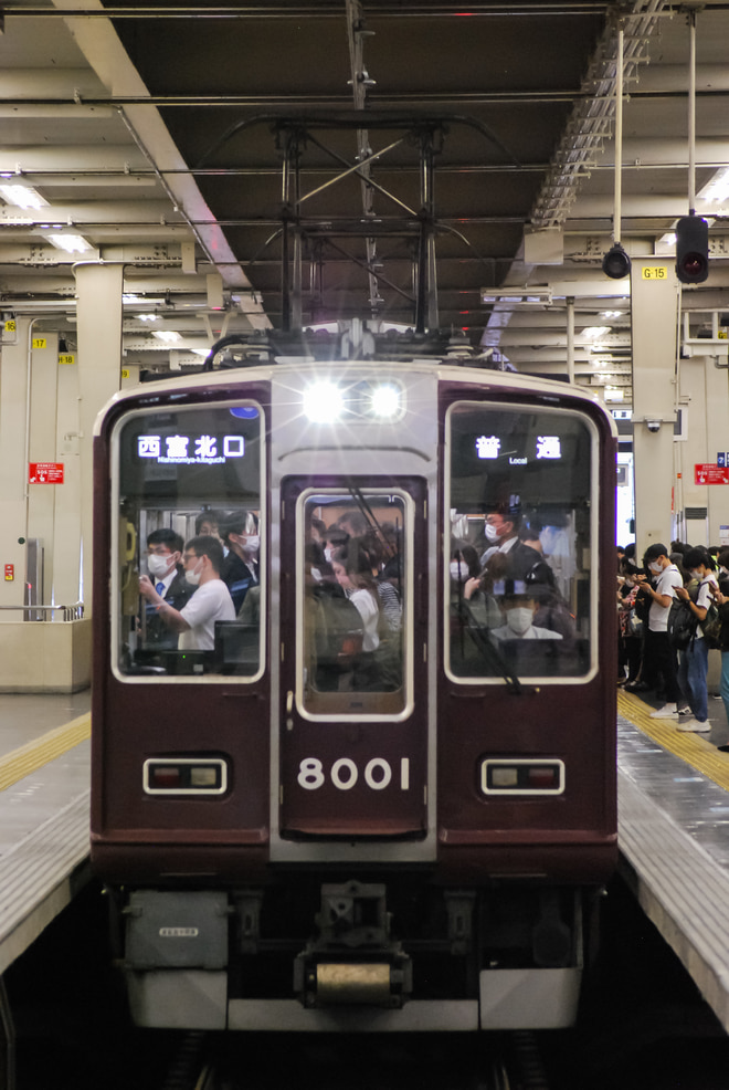 西宮車庫 8000系 8001F の写真 |鉄道写真投稿サイトTrain-Directory