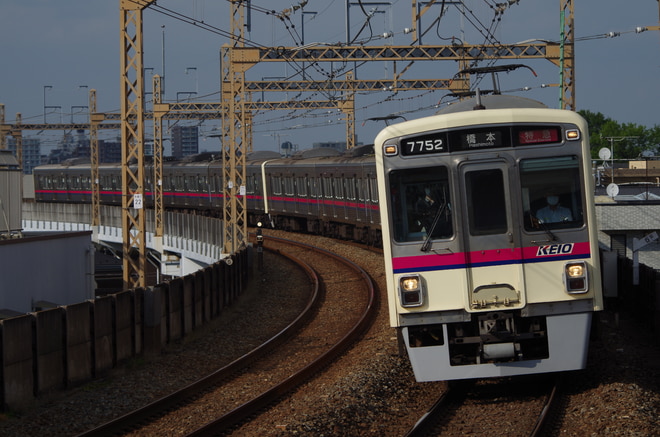 若葉台検車区 7000系 7702編成 の写真 |鉄道写真投稿サイトTrain-Directory