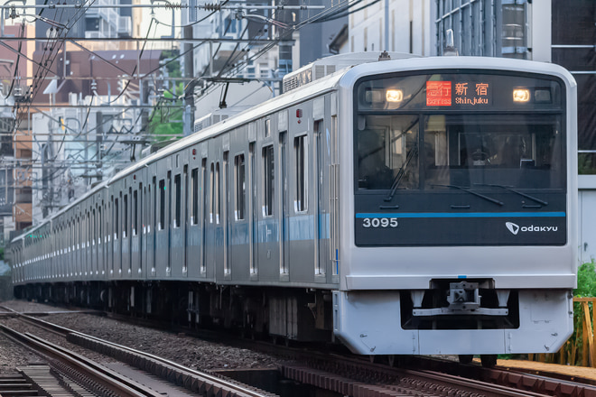 3000形 3095F の写真 |鉄道写真投稿サイトTrain-Directory