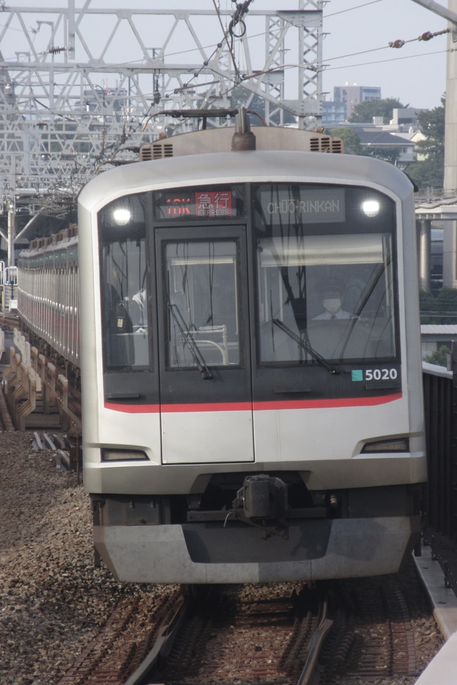 長津田検車区 5000系 5120F の写真 |鉄道写真投稿サイトTrain-Directory
