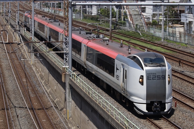 鎌倉車両センター本所 E259系 クラNe005編成 の写真 |鉄道写真投稿サイトTrain-Directory