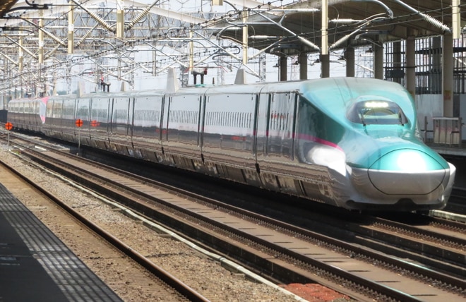 新幹線総合車両センター E5系 U10編成 の写真 |鉄道写真投稿サイトTrain-Directory