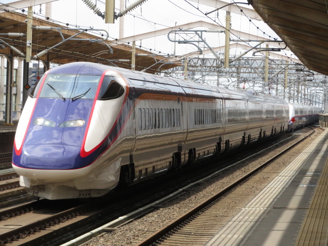 山形新幹線車両センター E3系 L64編成 の写真 |鉄道写真投稿サイトTrain-Directory